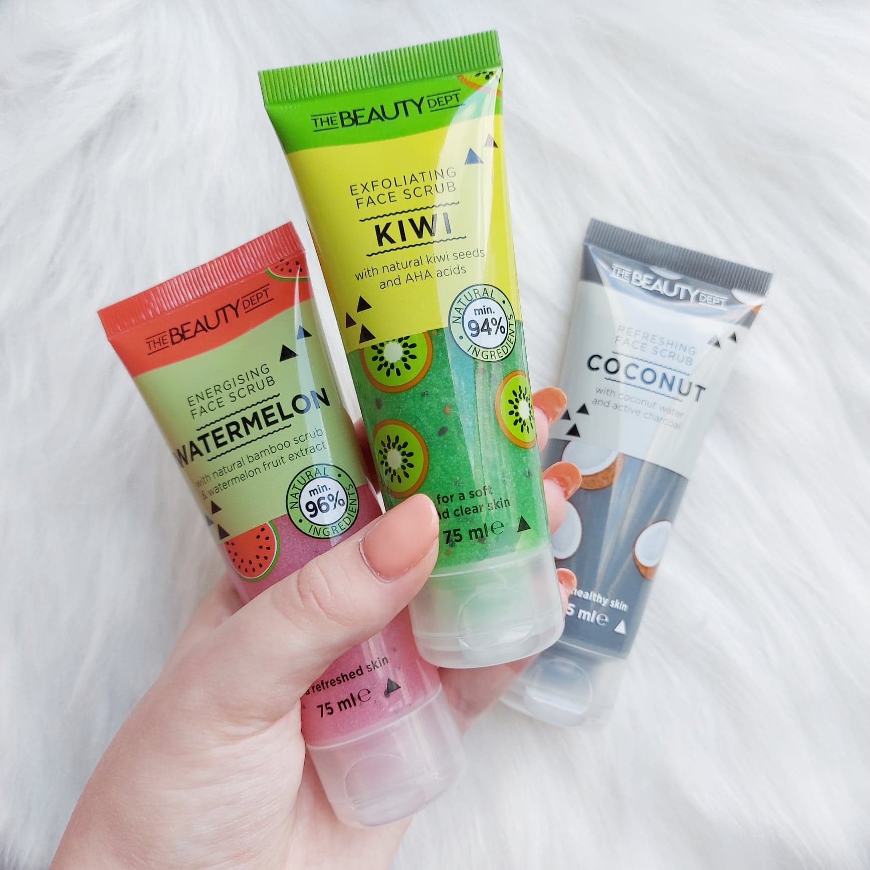 Review | The Beauty Dept. face scrub van Action (ruikt lekker!)