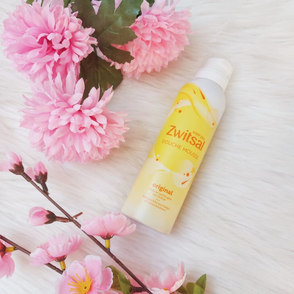 Zwitsal douche mousse review | De vertrouwde babygeur